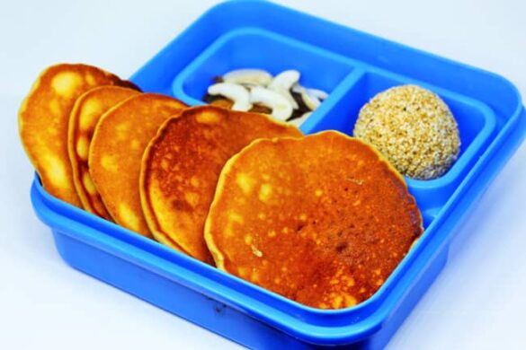 Amboli - Marathi Recipe | Madhura's Recipe