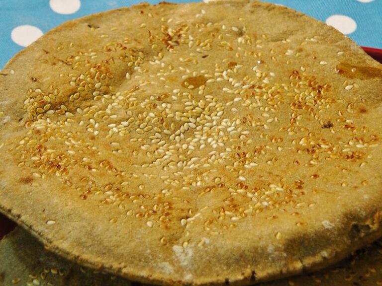 Bajrichi Bhakri - Marathi Recipe | Madhura's Recipe