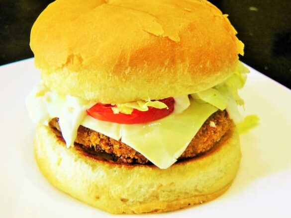 McDonalds McVeggie Burger | Madhura's Recipe