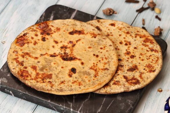Gul Poli - Marathi Recipe | Madhura's Recipe