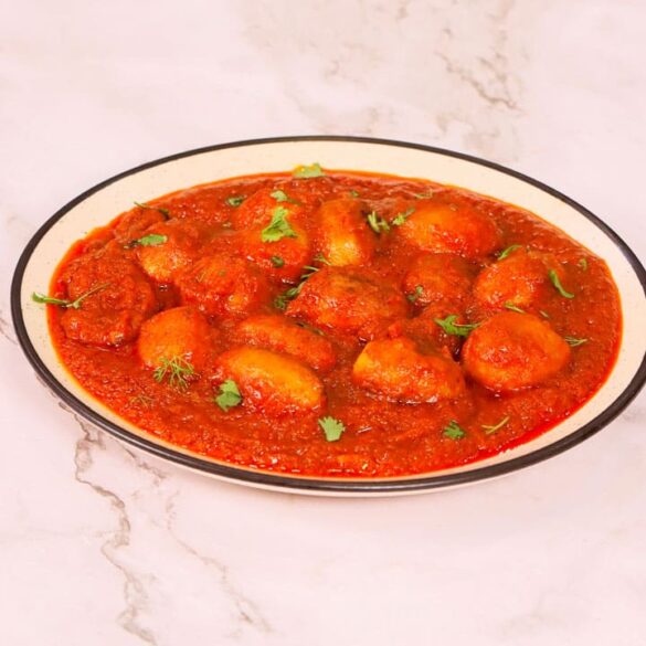 Dhaba style Dum Aloo Masala | Madhura's Recipe