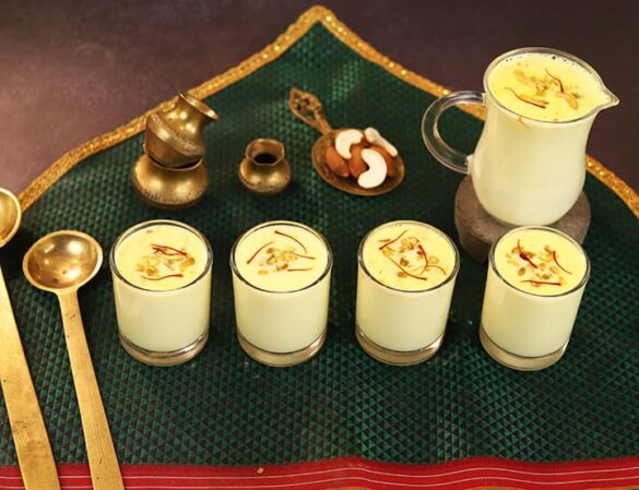 Masala Dudh for 10 People | Madhura's Recipe
